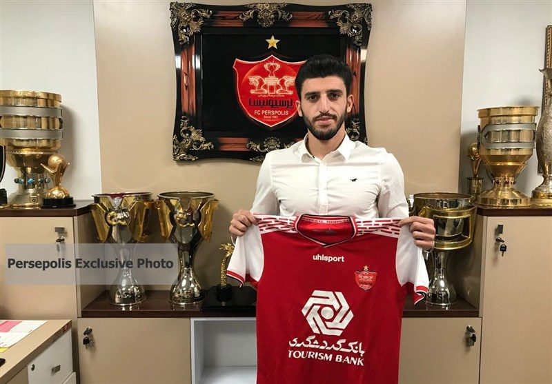 Mehdikhani pens two-year contract with Persepolis – PersianFootball.com
