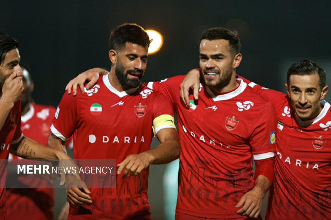 PGPL: Persepolis edge Paykan, Zob Ahan draws with Tractor [VIDEO ...